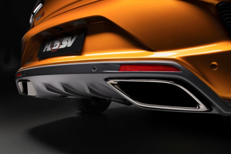GTS-R W1: A smoky salute to the classic Australian V8