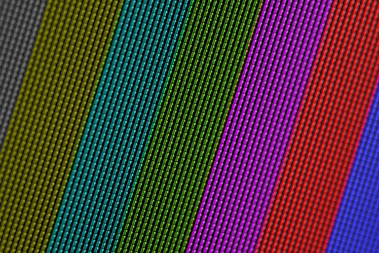 World's smallest LED pixels squeeze into ultra high definition display