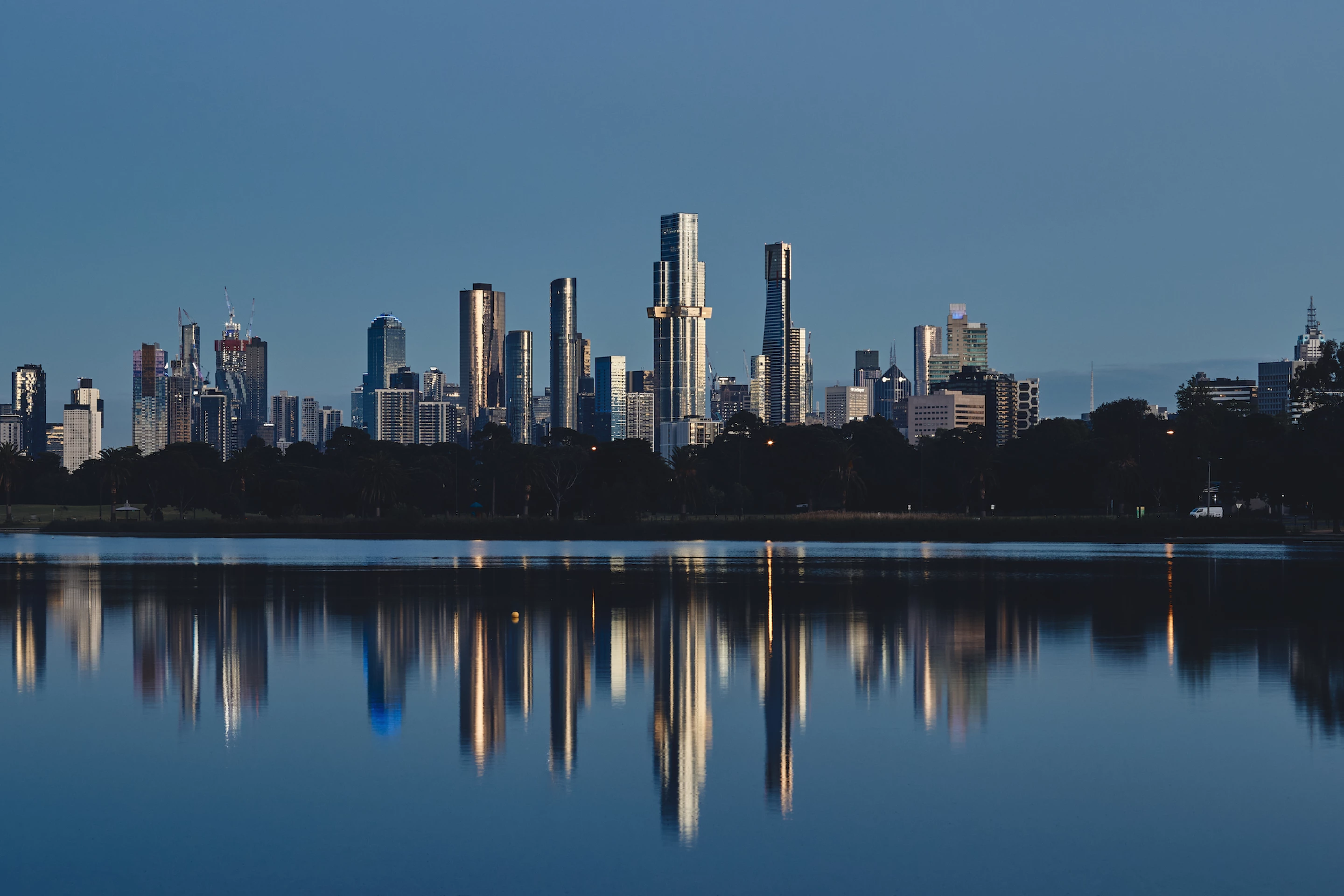 Supertall skyscraper puts a star in the Melbourne sky