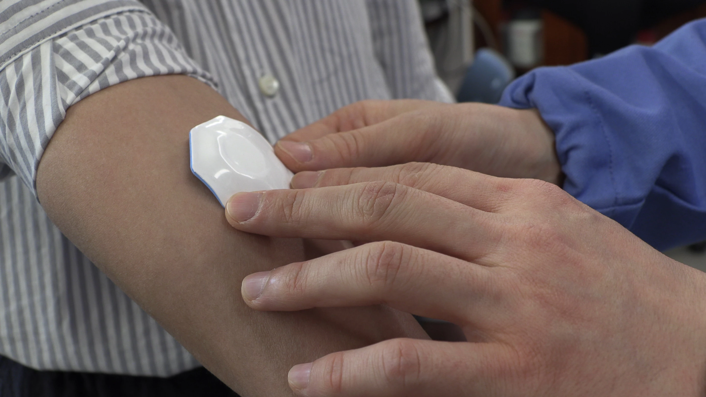 Dissolving pacemaker links up with wearables to better control the heart