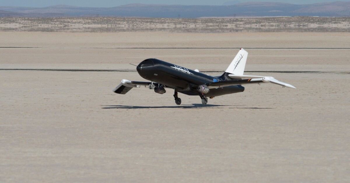 NASA turns to memory alloys for folding wings