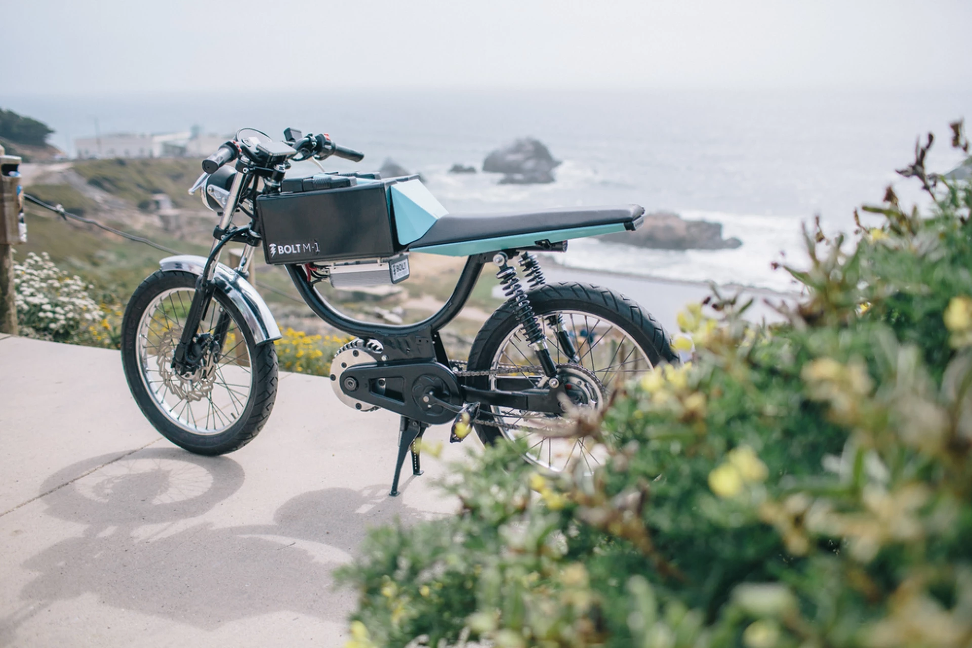 Bolt M-1 finds a home between electric motorcycle, moped and bicycle