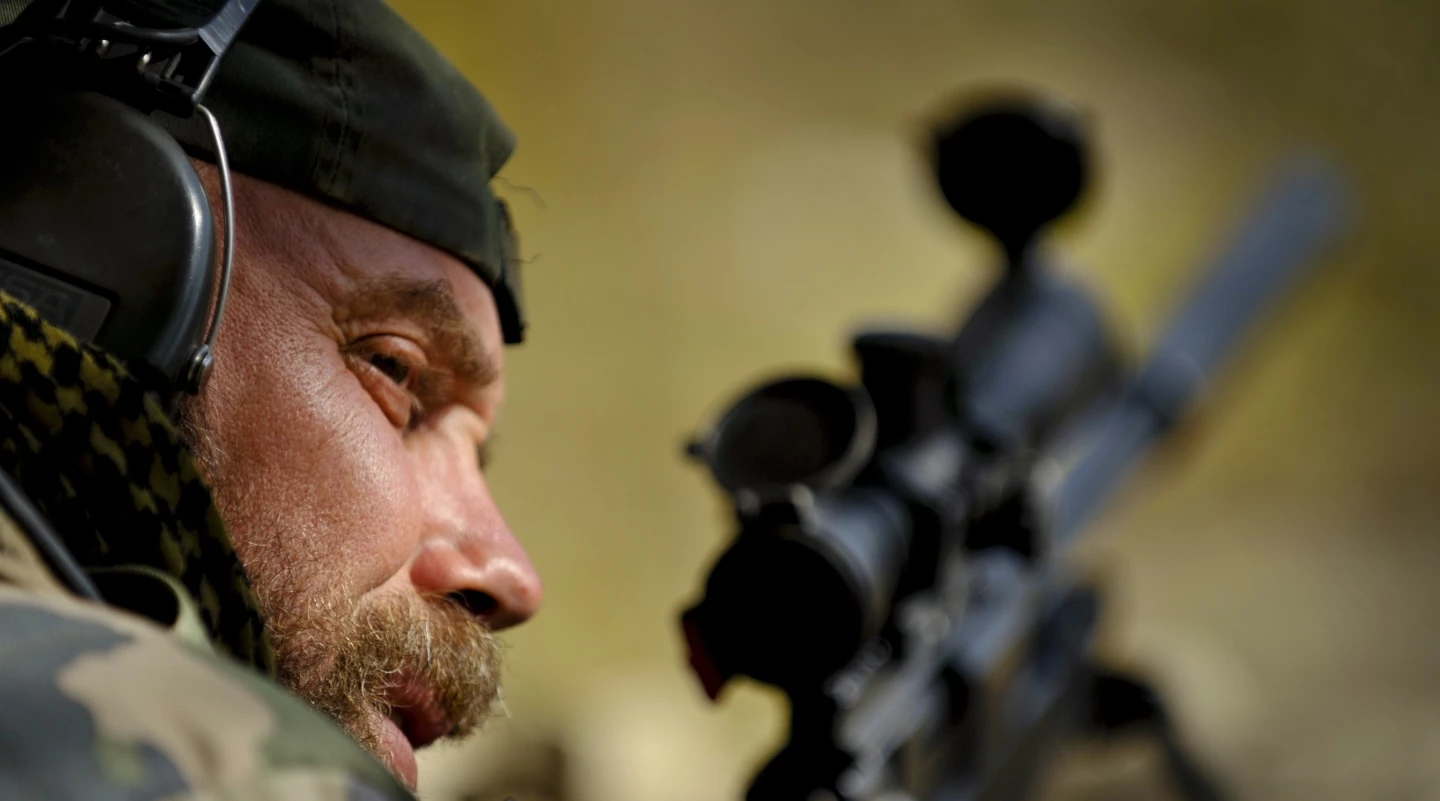 World's longest sniper kill - 2.47km twice!