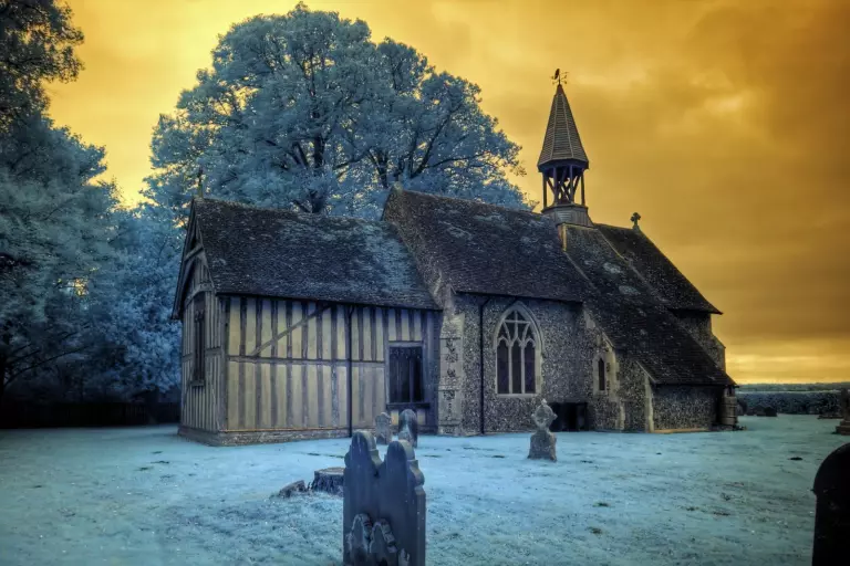 Gallery: The surreal and psychedelic art of infrared photography