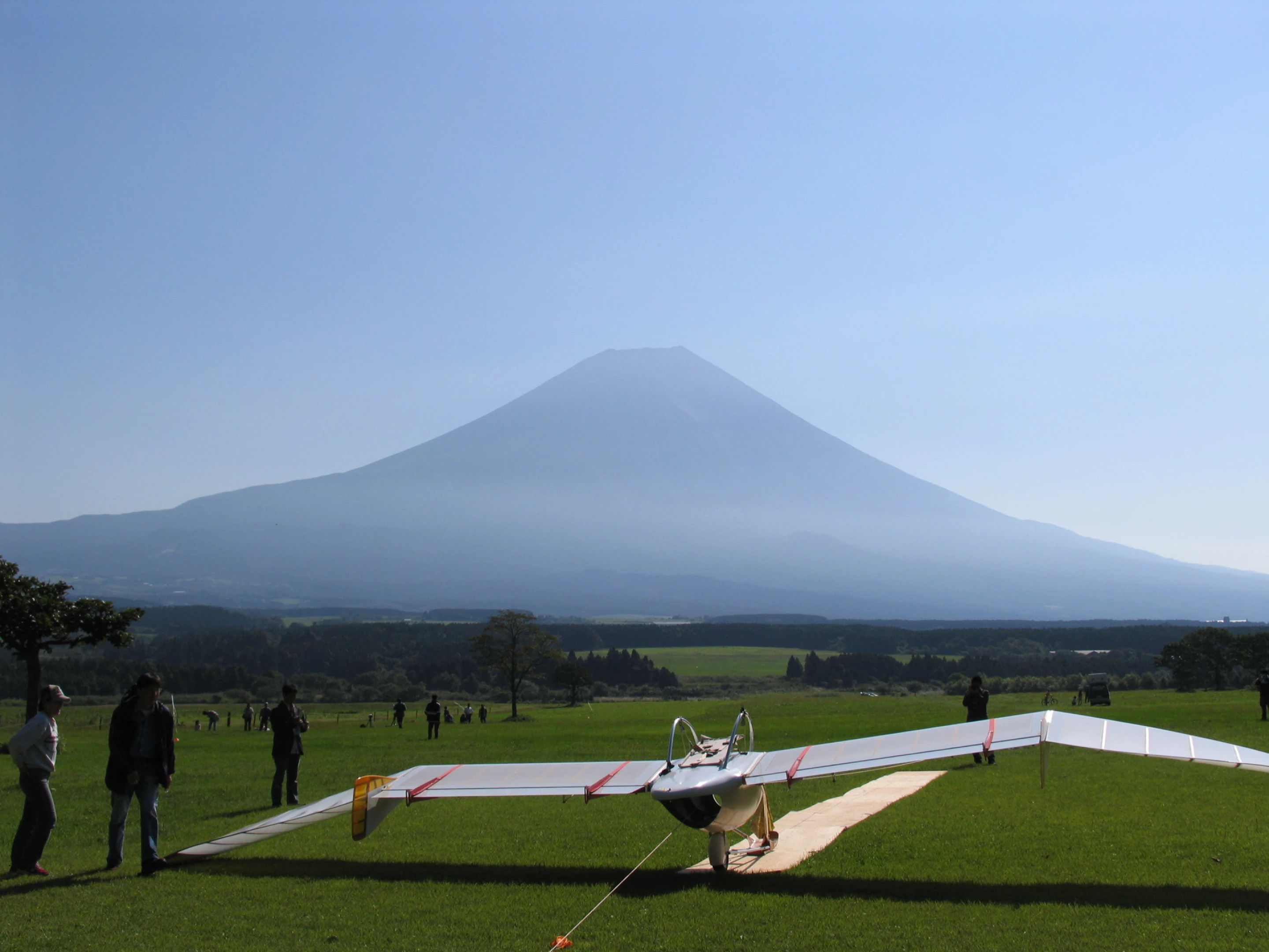OpenSky jet-powered glider inspired by Japanese anime