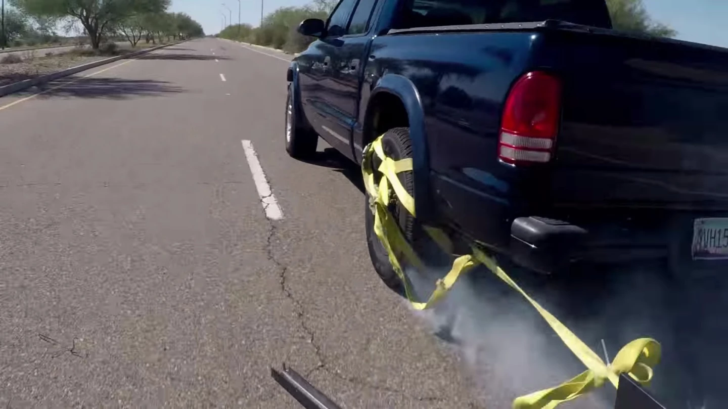 Grappler drags bad guys' cars to a halt and makes a mess of tires