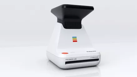 Polaroid Lab turns smartphone snaps into instant prints