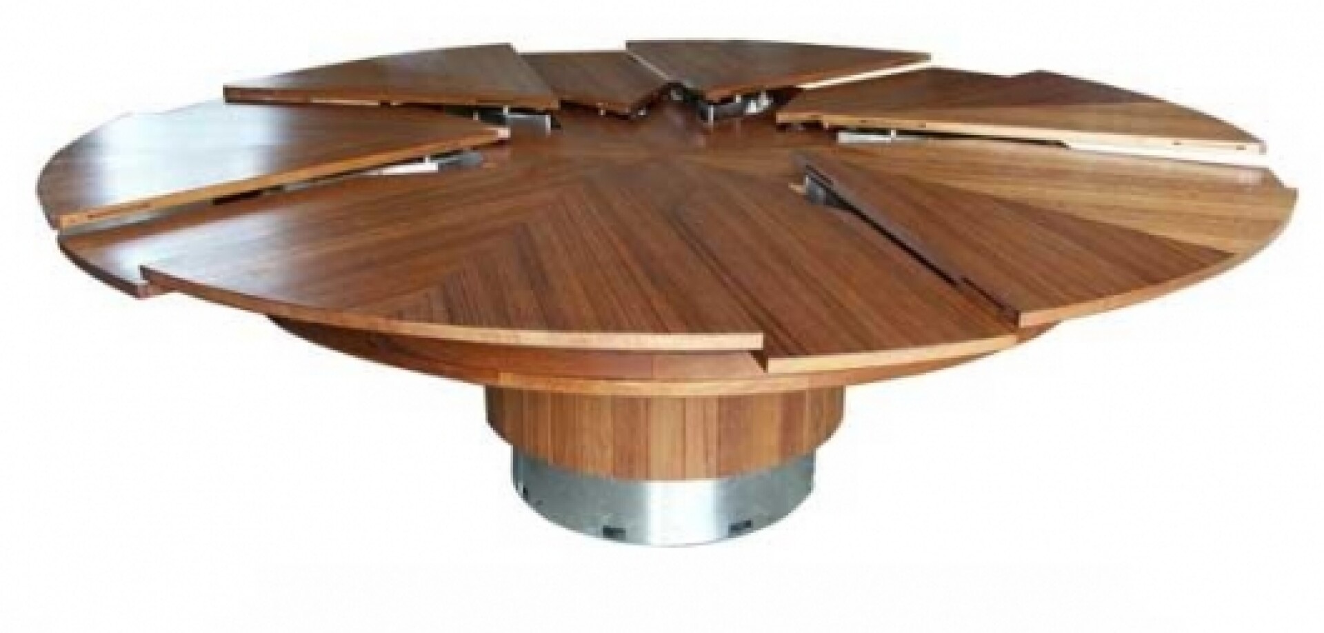The Expanding Dining Table