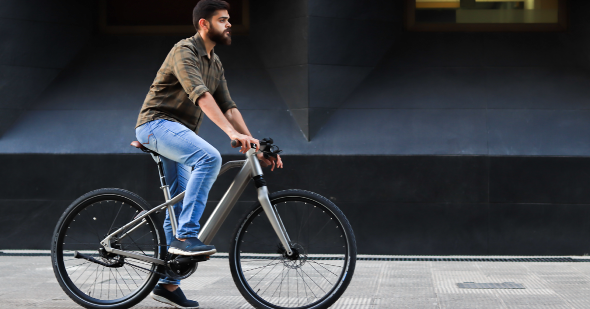 Calamus One e-bike features blindspot assist