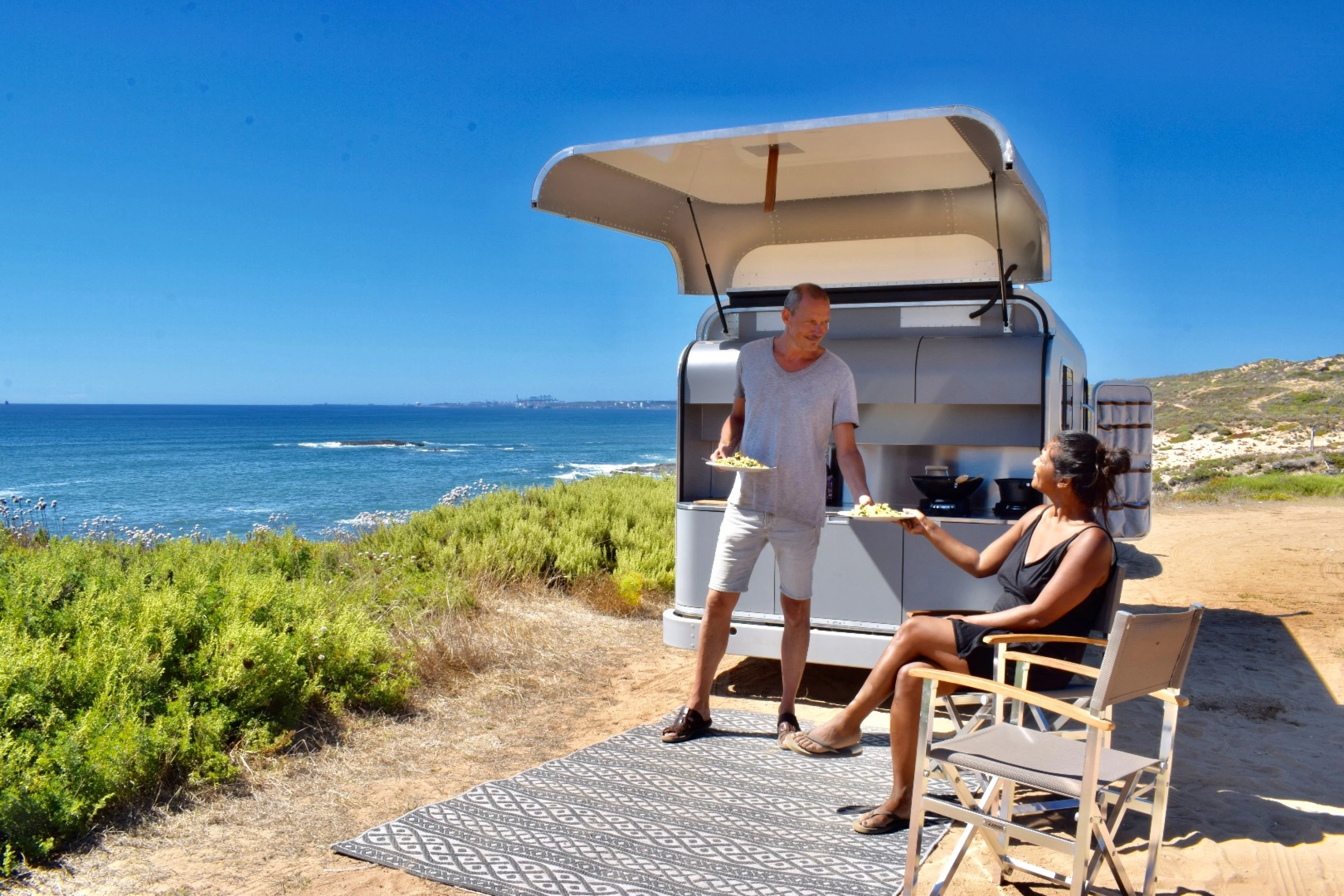 Stylish caravan cabriolet peels back its roof to connect with nature
