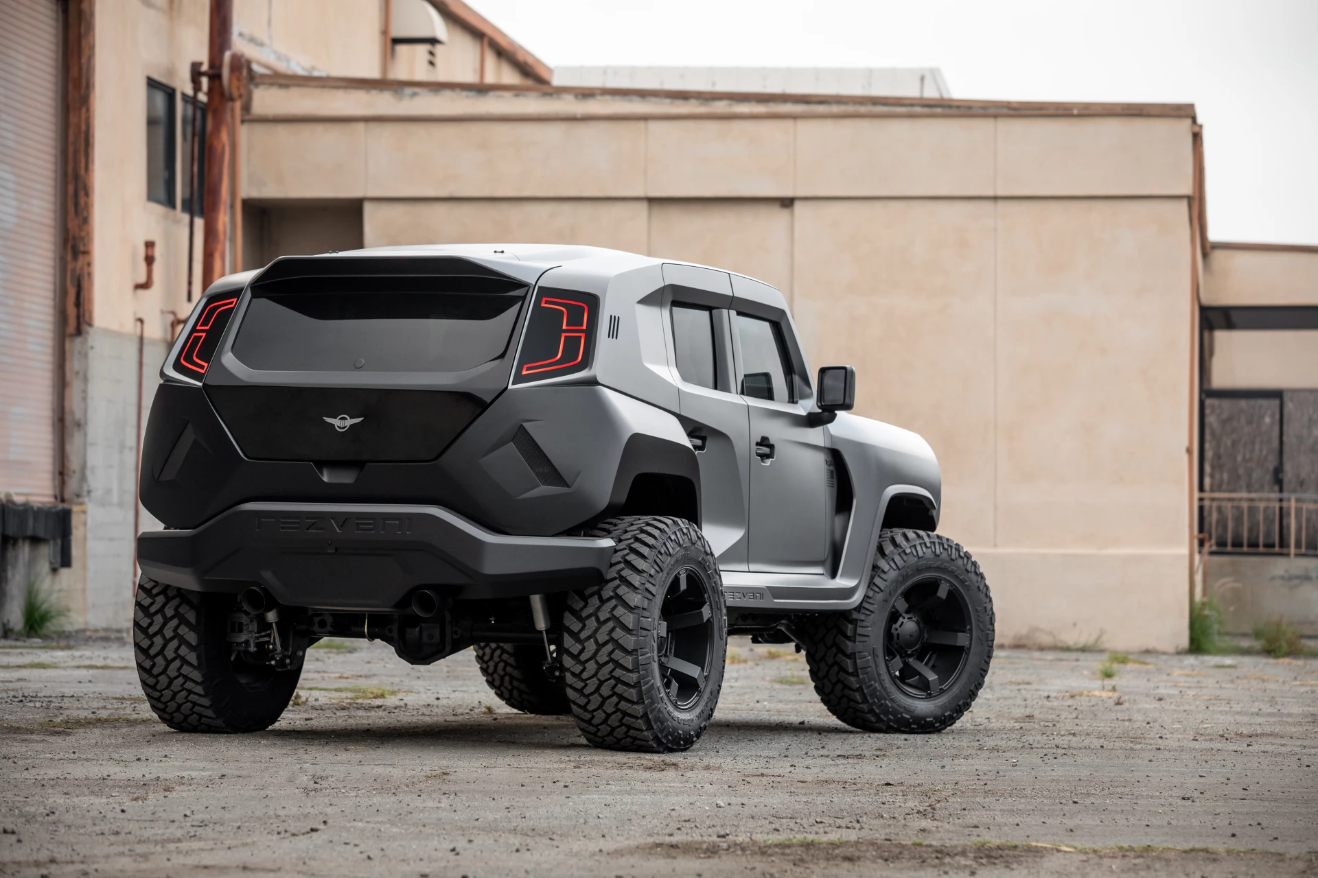 Rezvani Tank X: Bulletproof urban war machine becomes the world's first ...