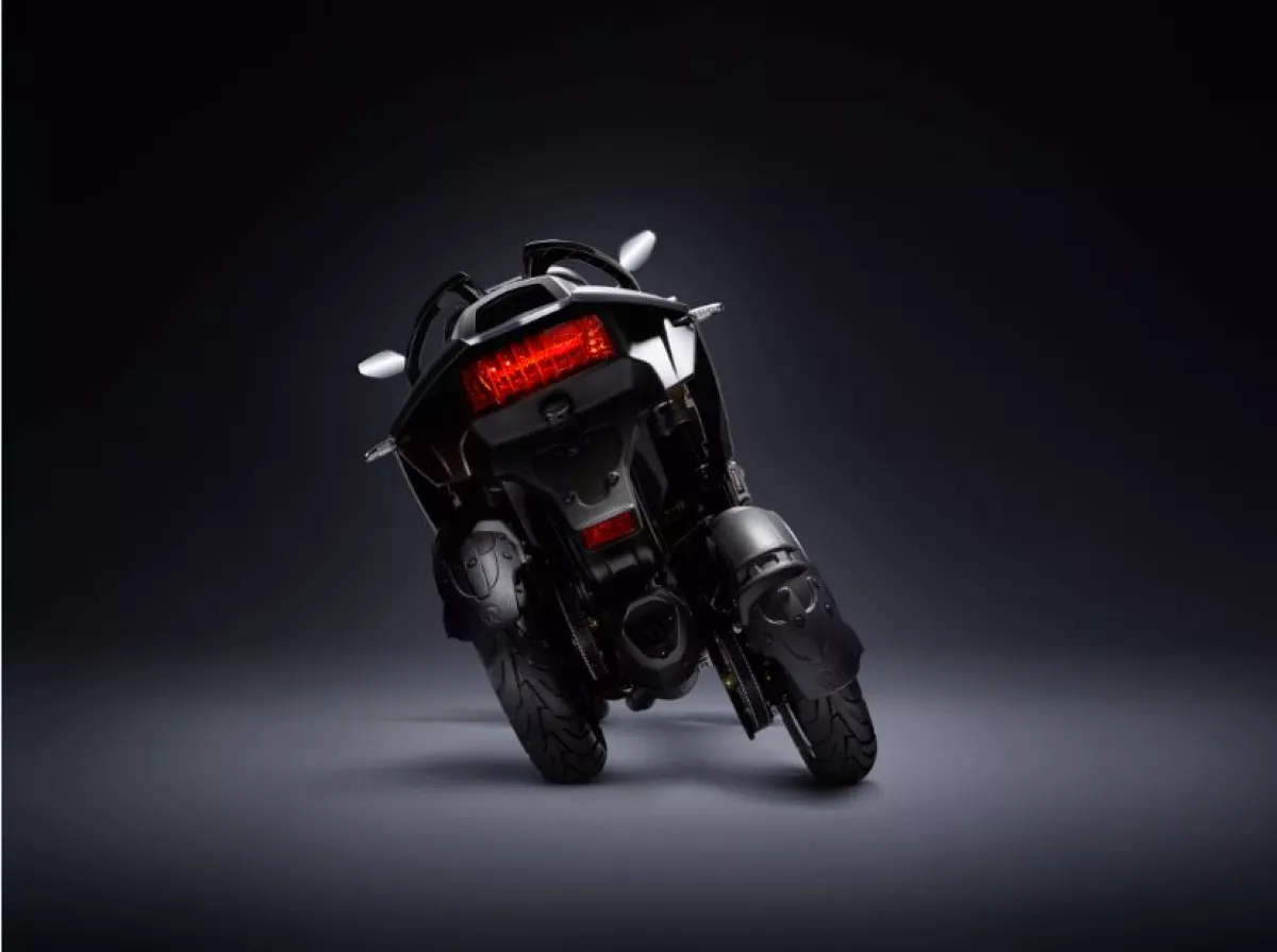 Quadro Qooder 400cc tilting four-wheel scooter soon to get electric brother