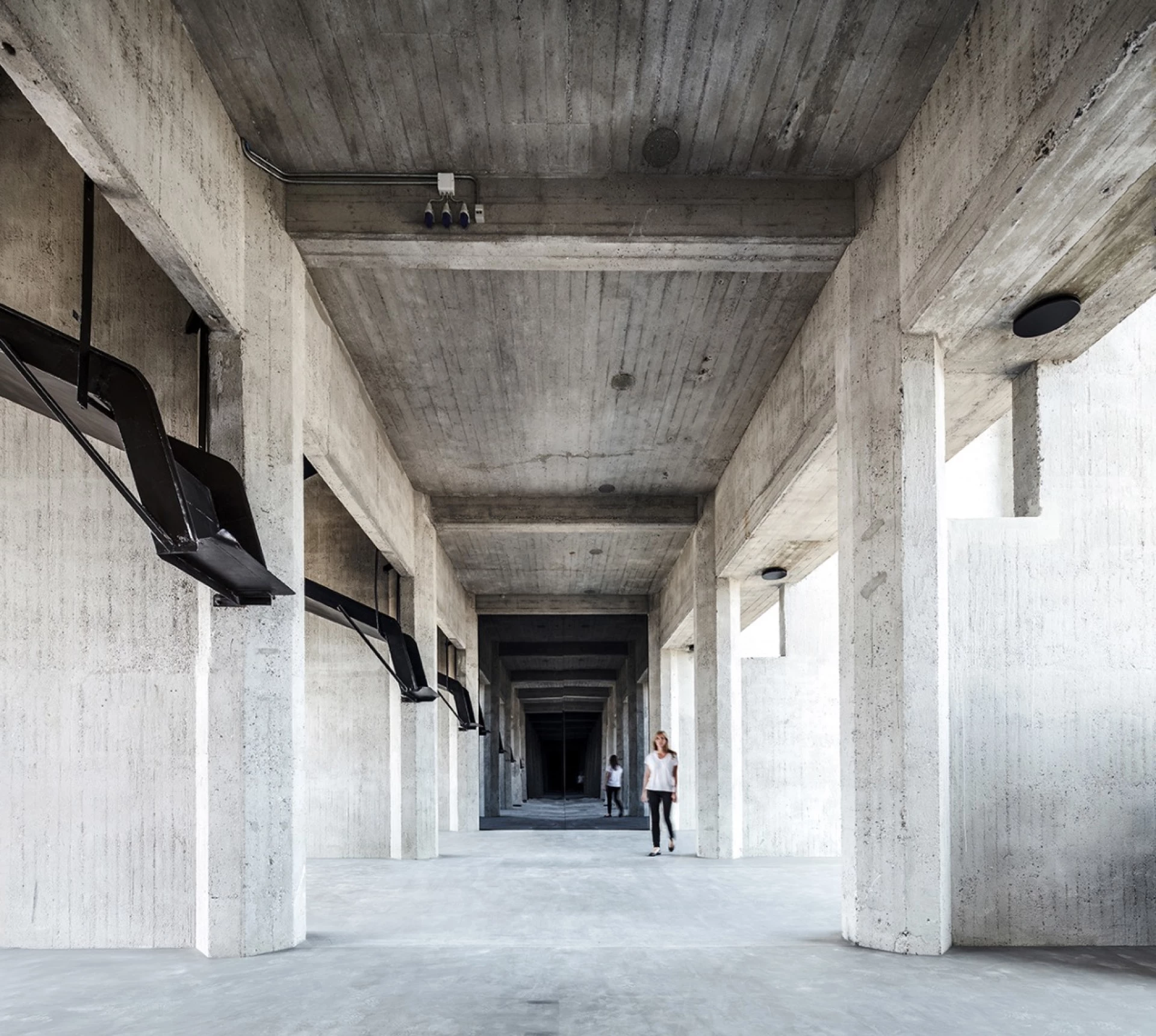 Former industrial silo turned into high-rise apartment building