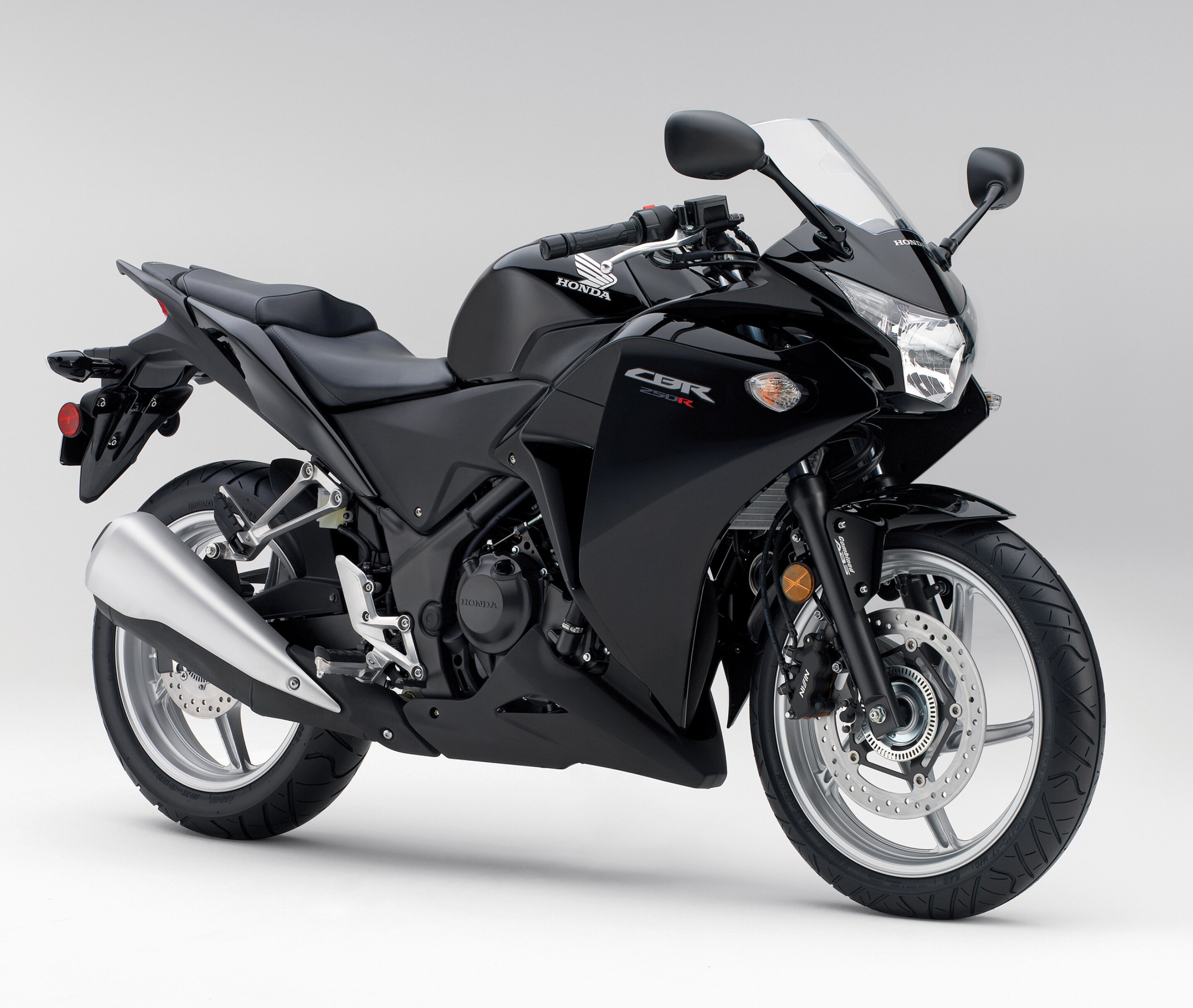 2011 Honda CBR250R: The Babyblade is back!