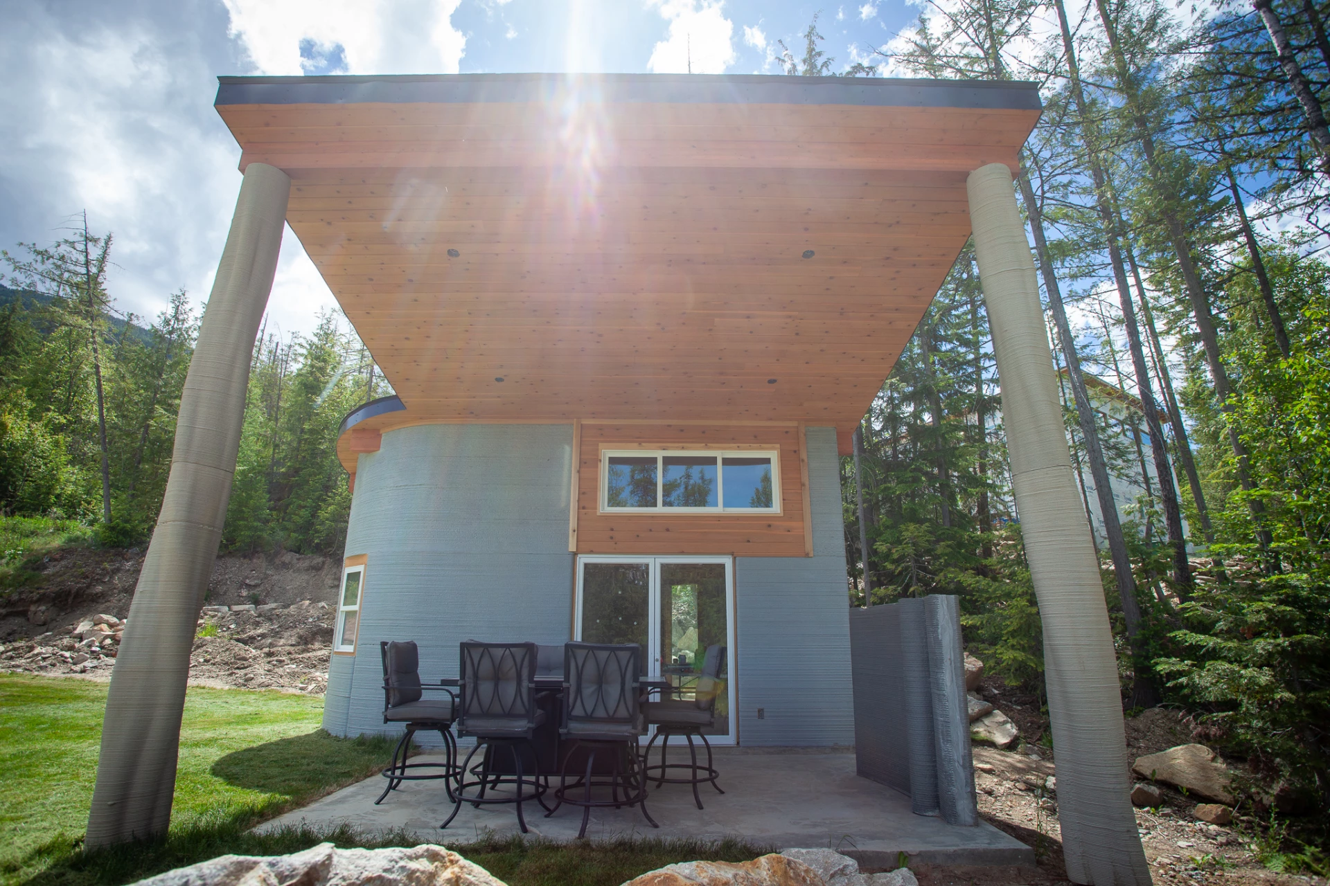 3D-printed concrete Fibonacci House built by the numbers