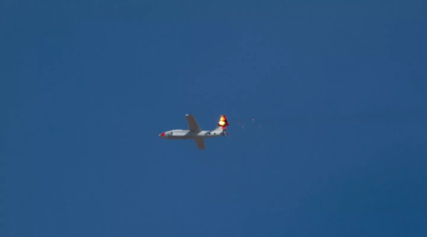 Lockheed Martin's laser weapon takes down 5 drones in live-fire ...