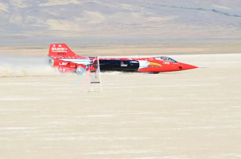 Jessi Combs breaks 48-year old land speed record