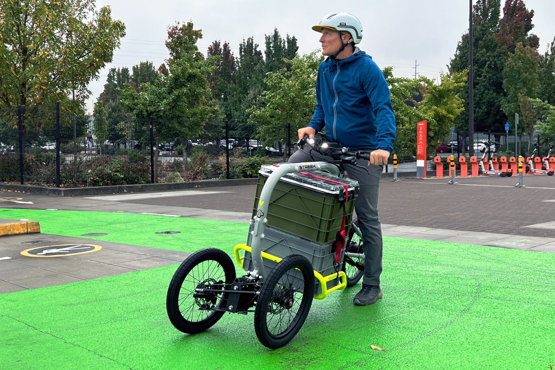 Radical Japanese double-decker e-cargo trike gains speed for US debut