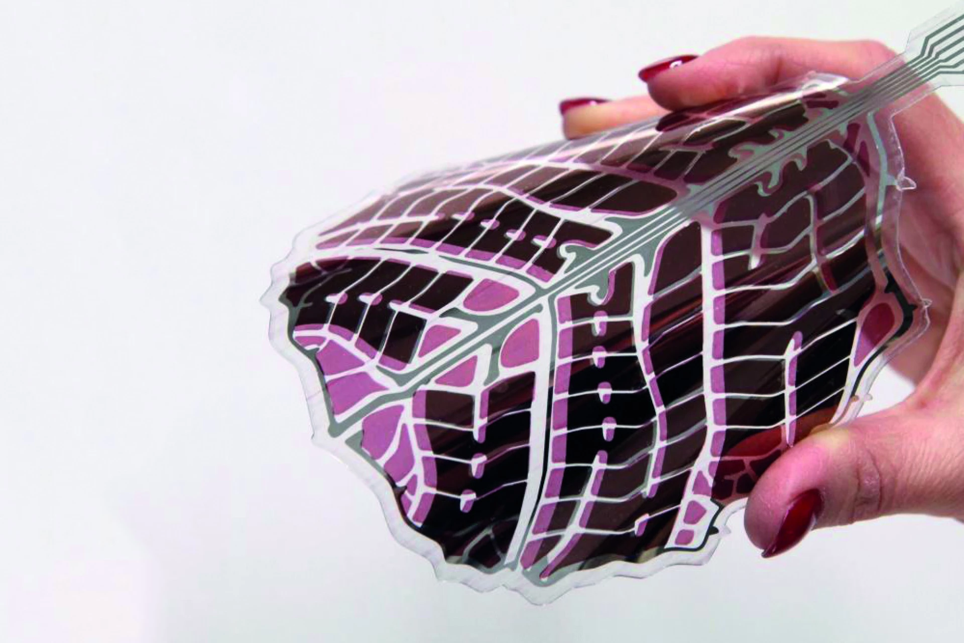 Decorative, flexible organic panels put "design" into solar