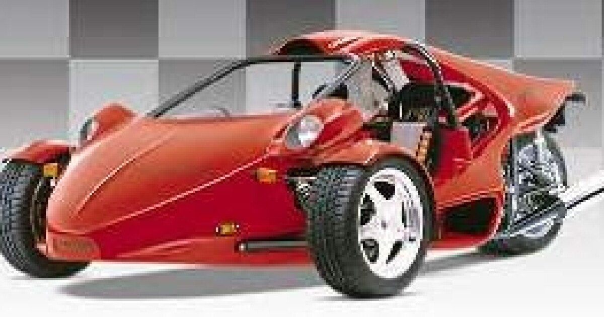 T-Rex three-wheeler superbike