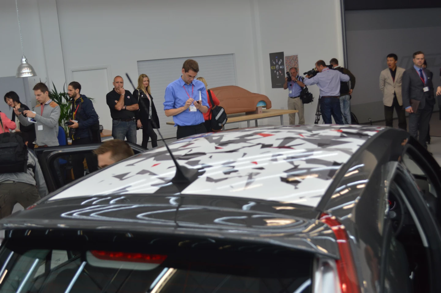 MG officially unveils its MG3 customizable hatchback supermini