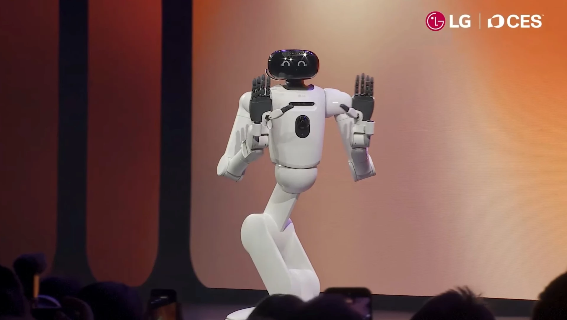 LG's CLOiD robot automates household chores with AI