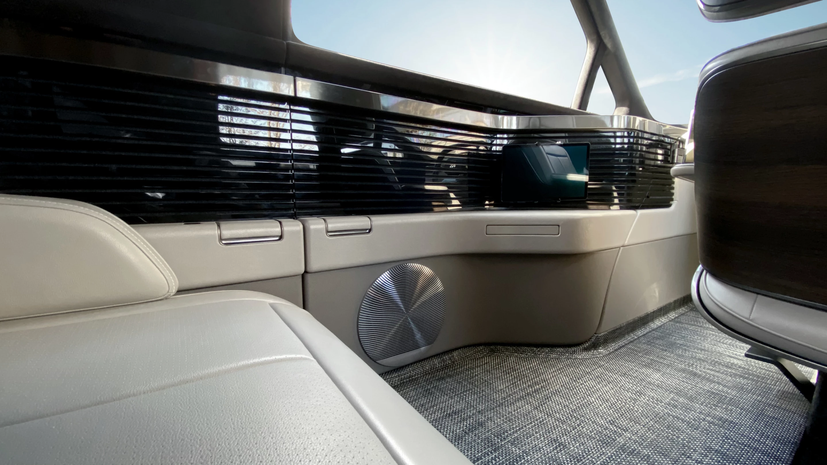 Unlike Tesla Cybertruck, Neuron's T/One looks like an electric pickup