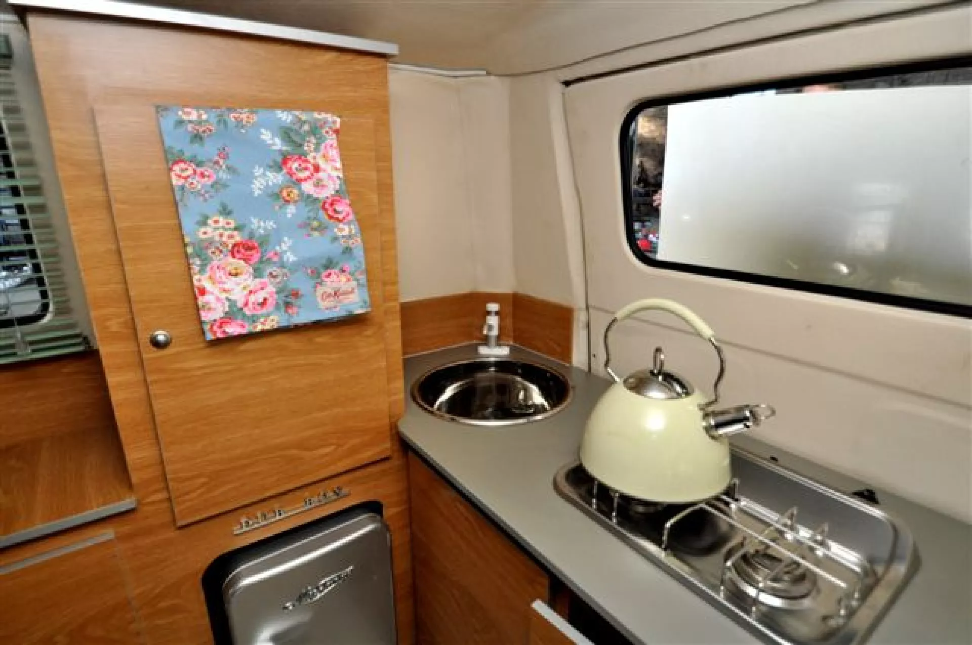 Dub box introduces retro-styled trailers for campers and foodies