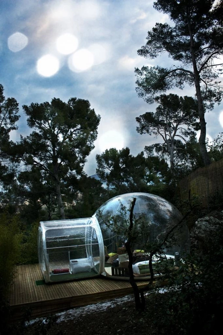 French "Bubble Hotel" lets you sleep with nature