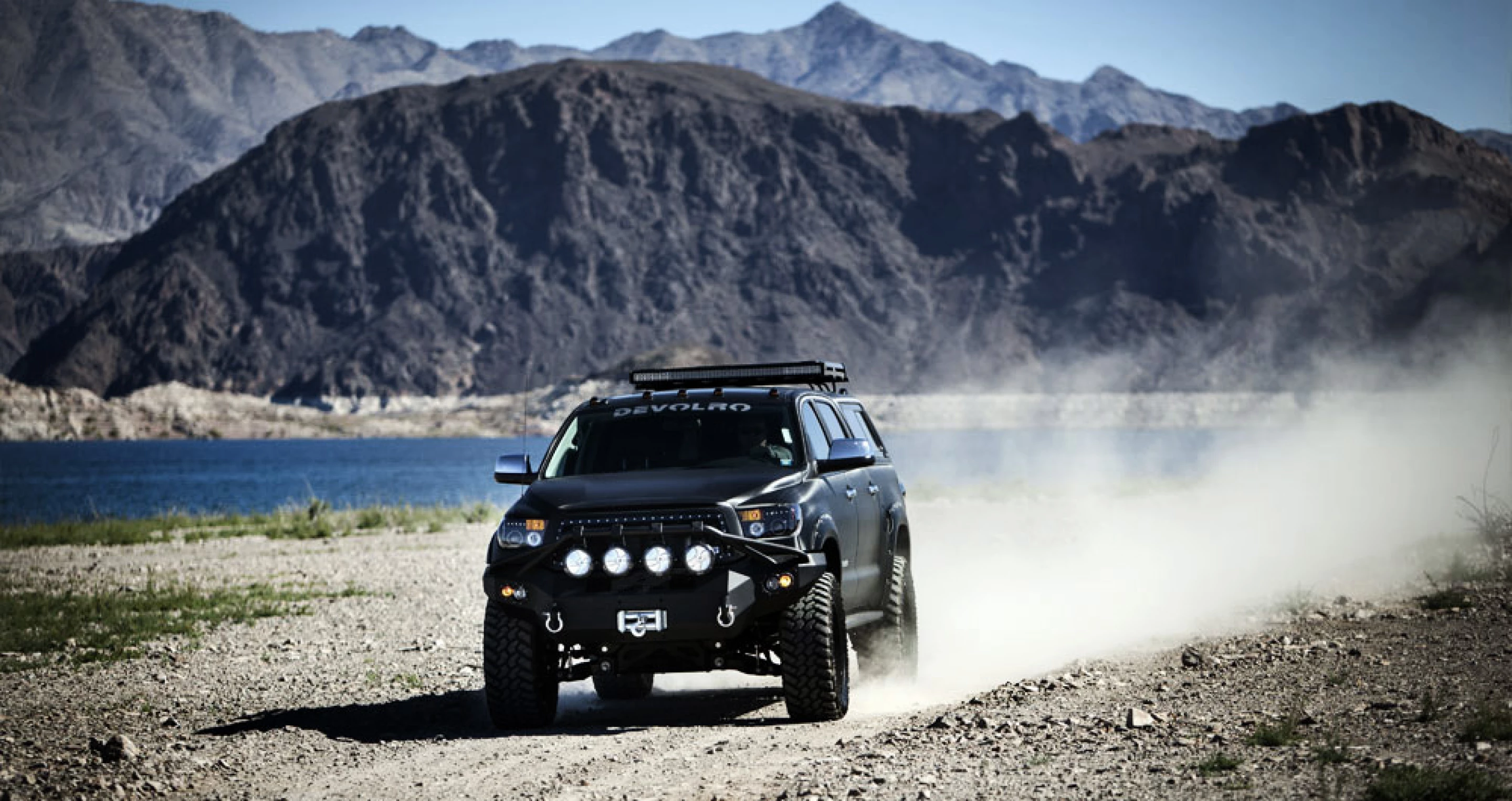 Devolro's apocalypse-ready off-road limousine