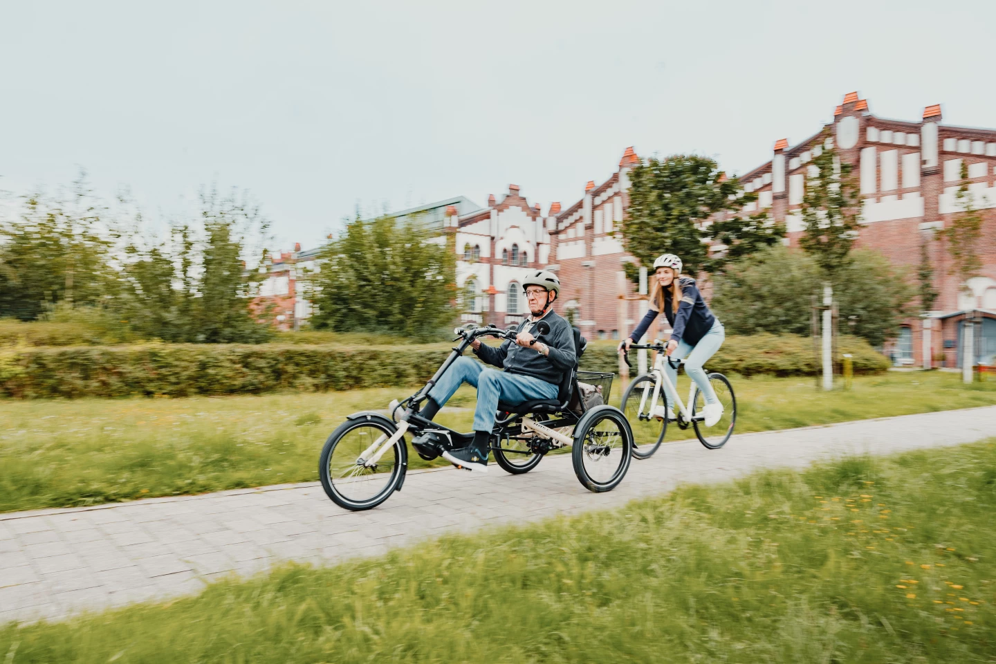 Hase aims for motor-assisted comfort with low-riding recumbent e-trike