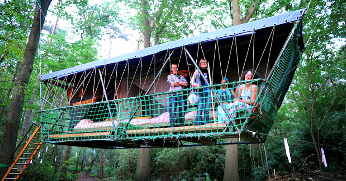 AirHotel's hanging rooms lift lodging out of the ordinary