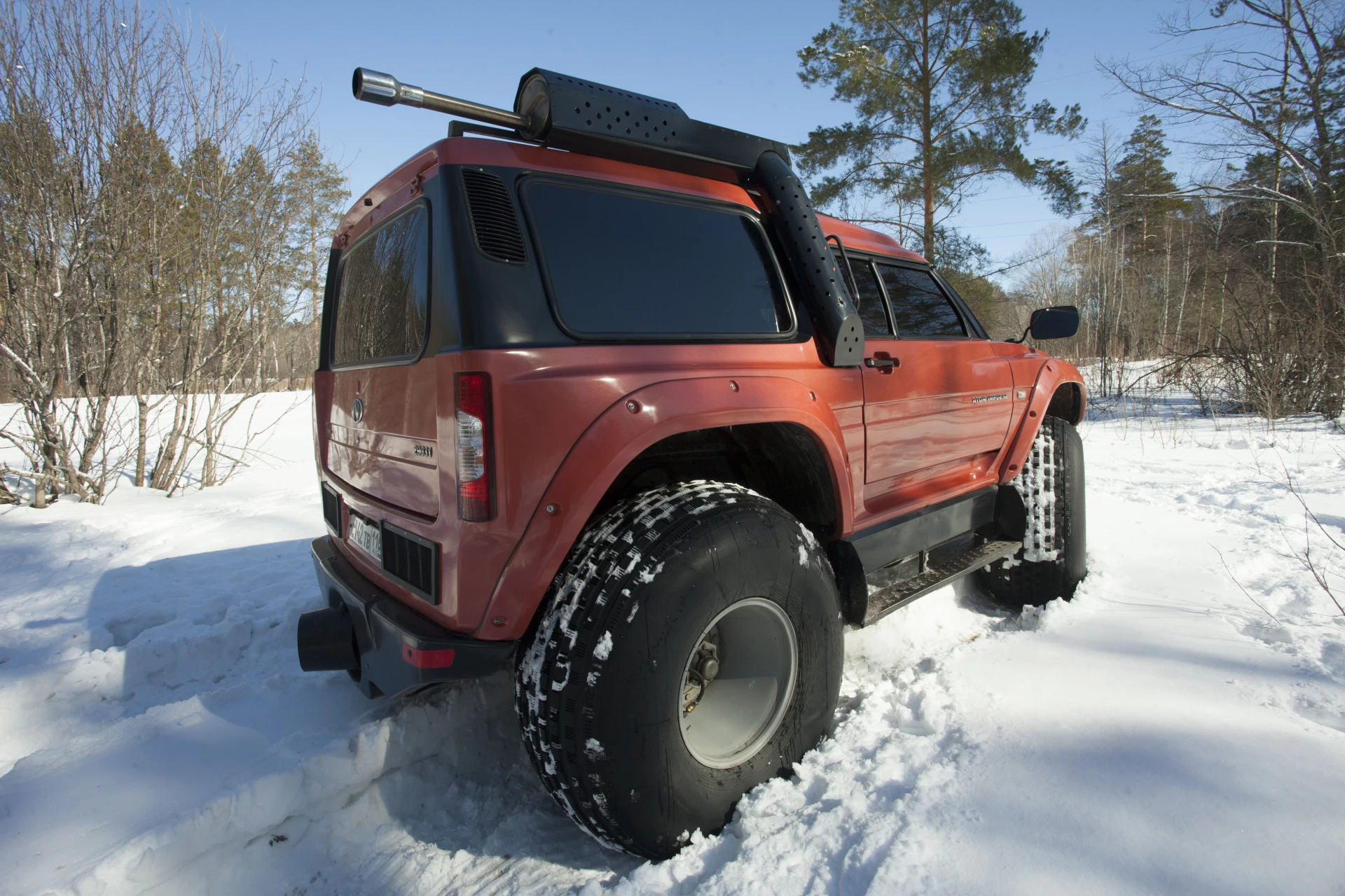 Aton-Impulse’s beefy Viking 2992 amphibian