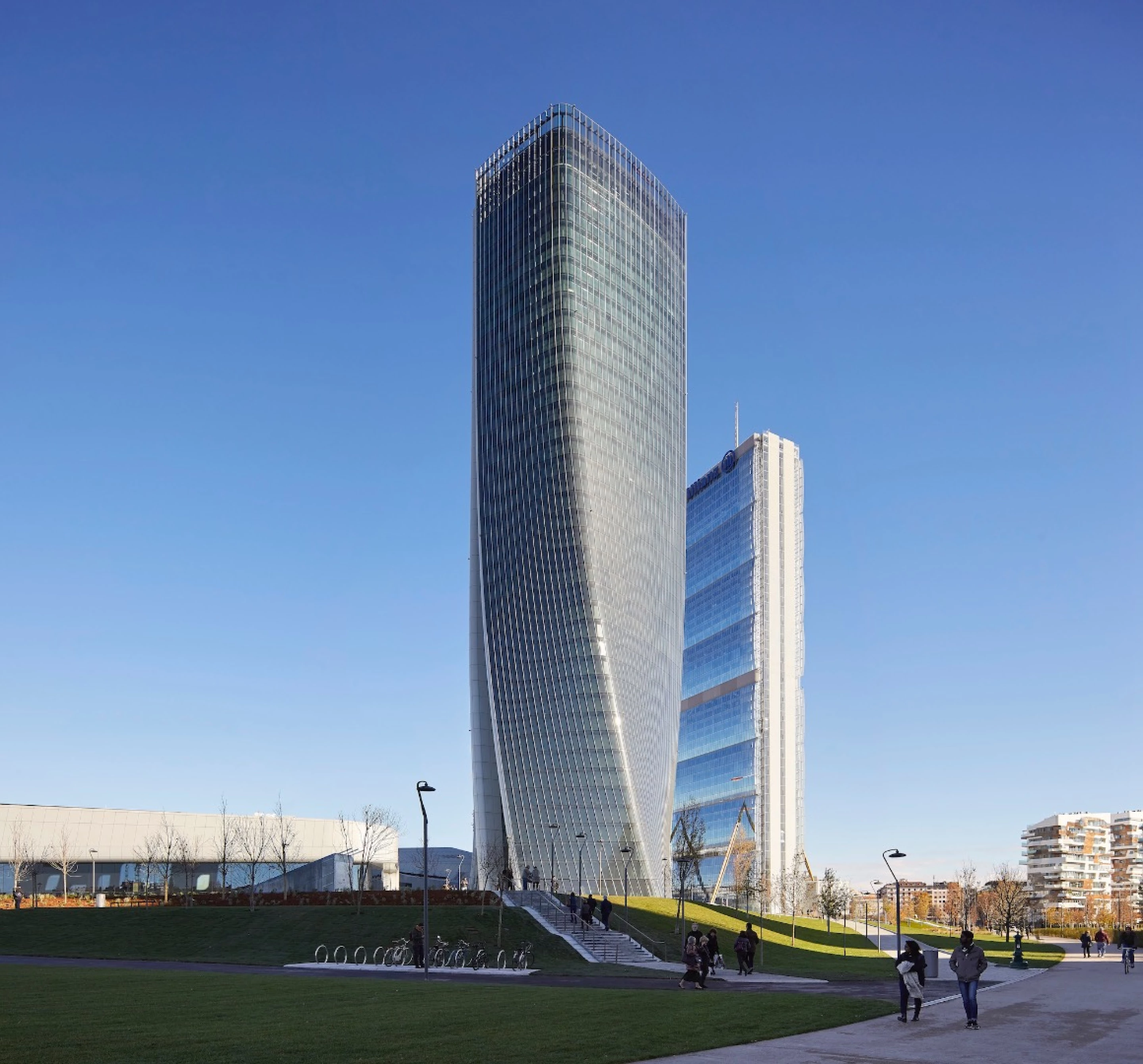 Zaha Hadid-designed tower does the twist