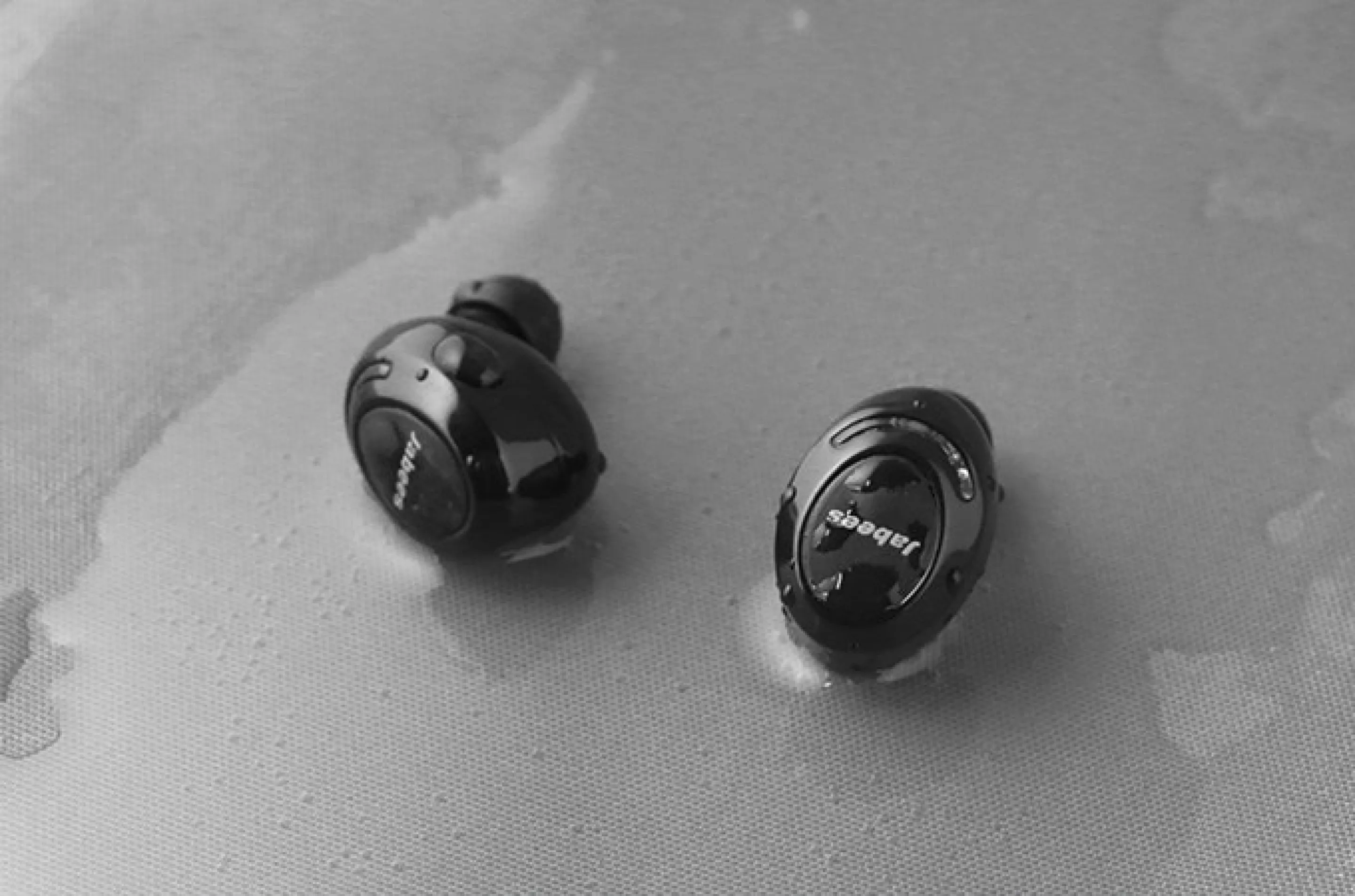 Firefly wireless earbuds offer fast charging and Bluetooth 5.0 at a ...