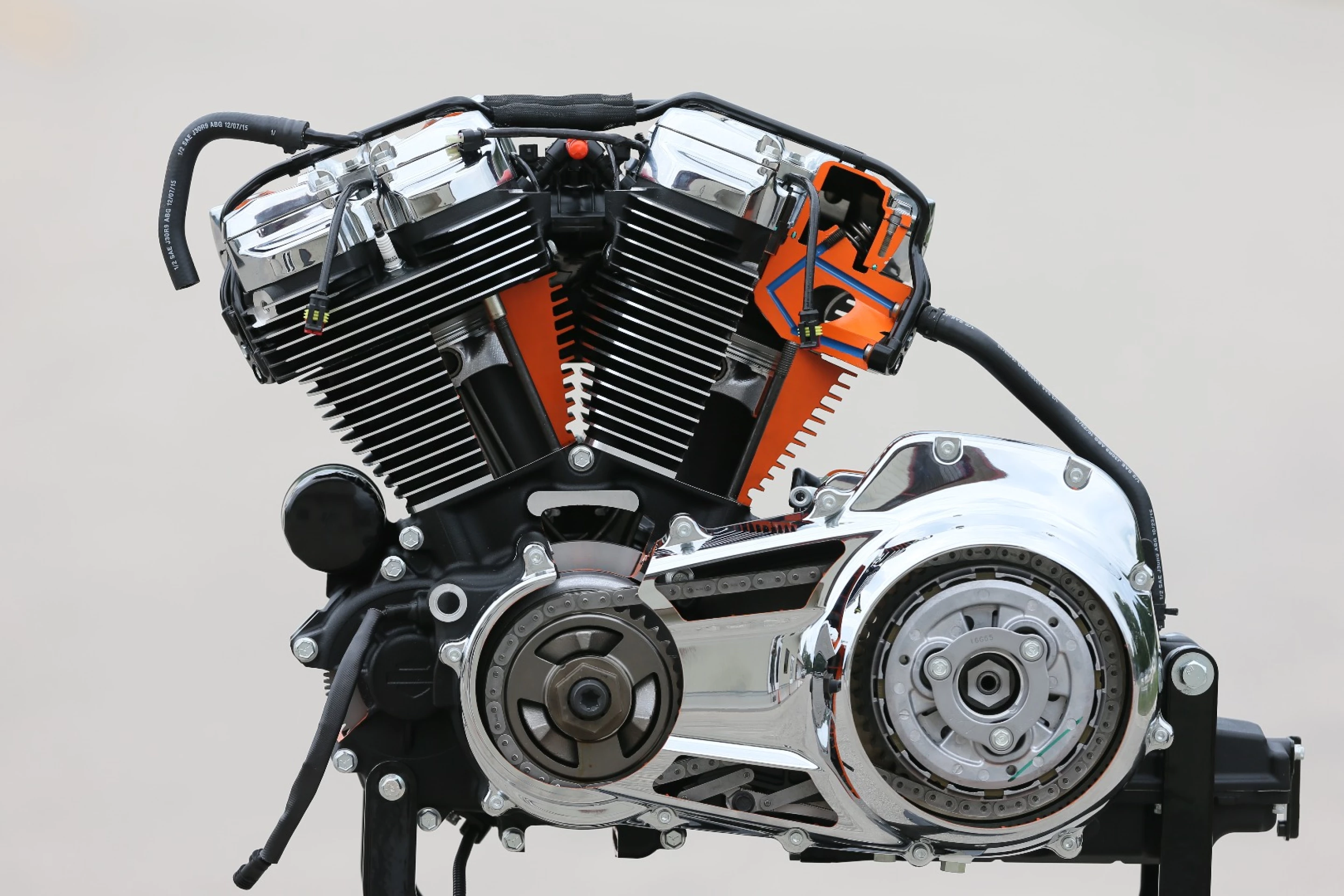 Harley-Davidson's all-new V-Twin: More power, more torque, less ...