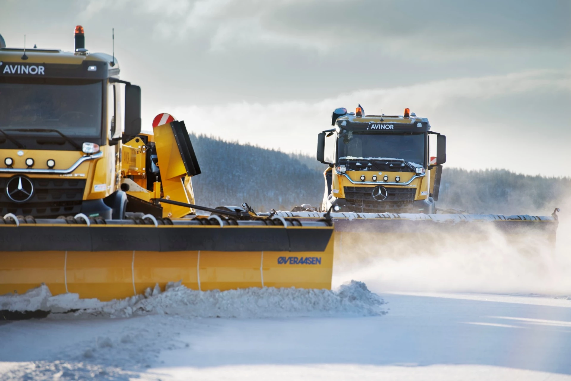 Autonomous snowplows debut at Norwegian airport
