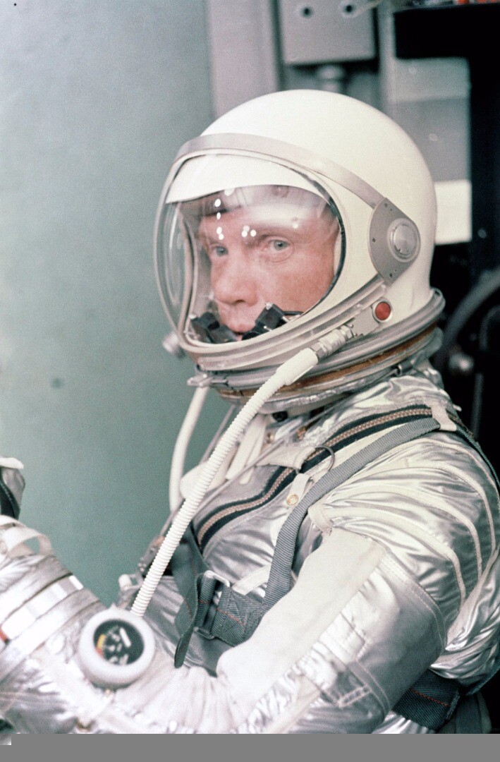 US pioneering astronaut John Glenn dies
