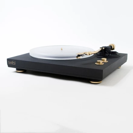 Internet of Things wireless turntable allows for live remote listening