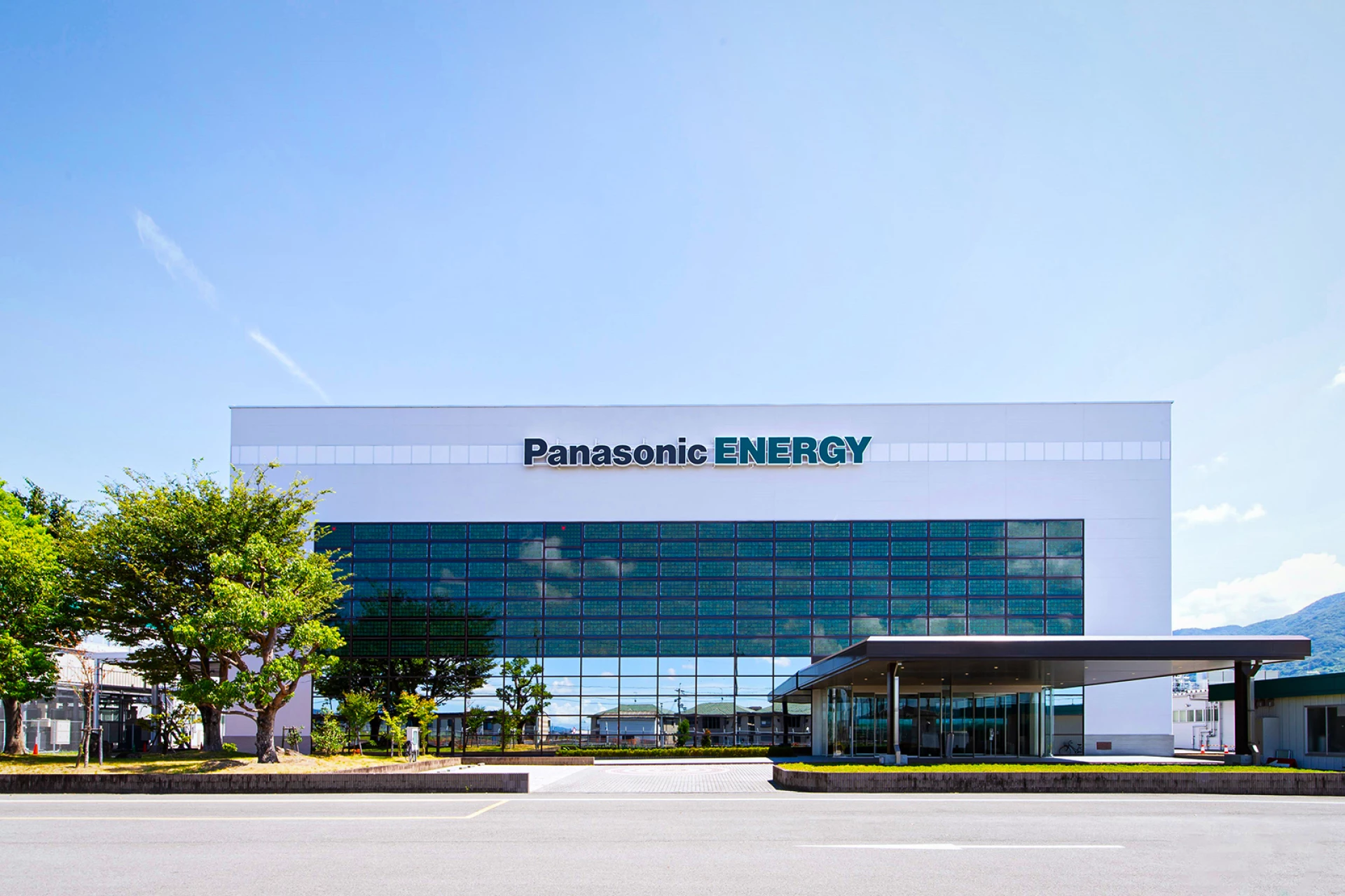 Cheap, powerful, high-density EV battery cells set for mass production