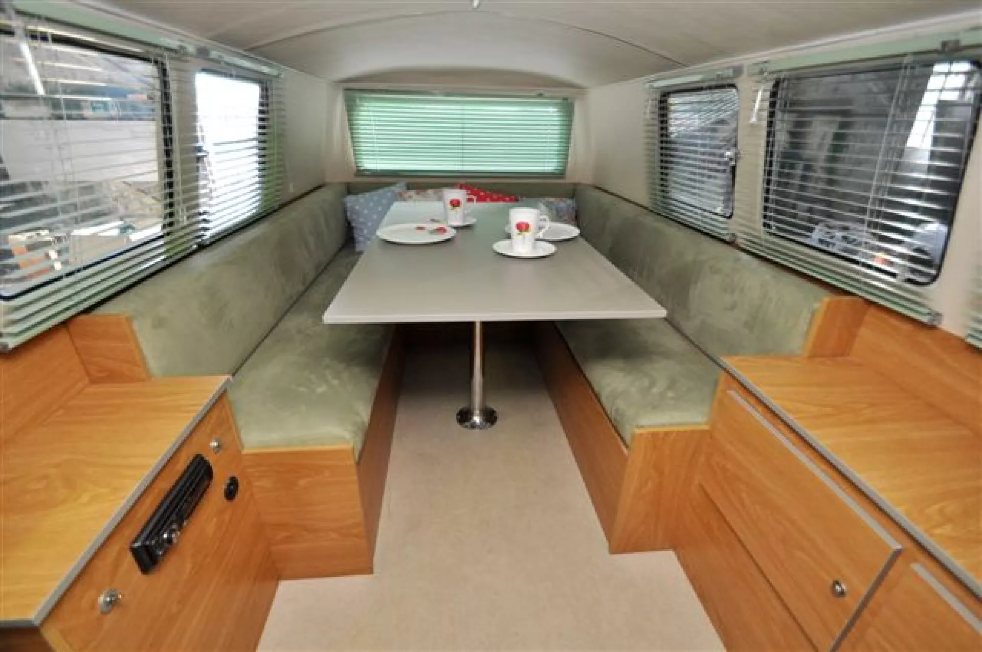 Dub box introduces retro-styled trailers for campers and foodies