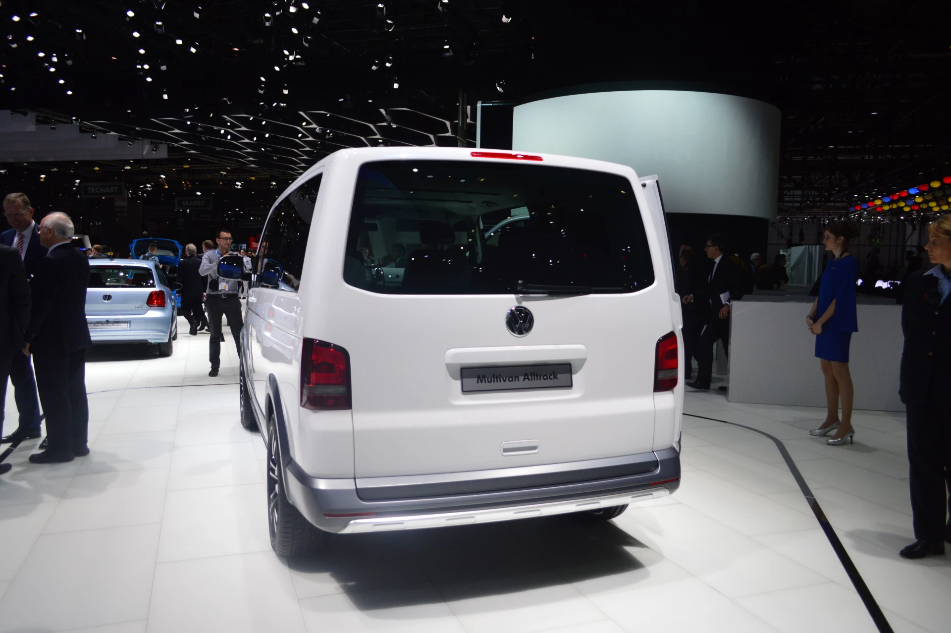 Volkswagen Multivan Alltrack tackles chores on and off road
