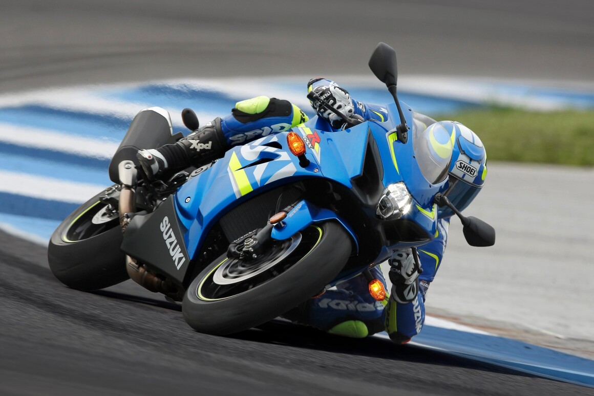 Suzuki announces all-new GSX-R1000 superbike at EICMA 2015