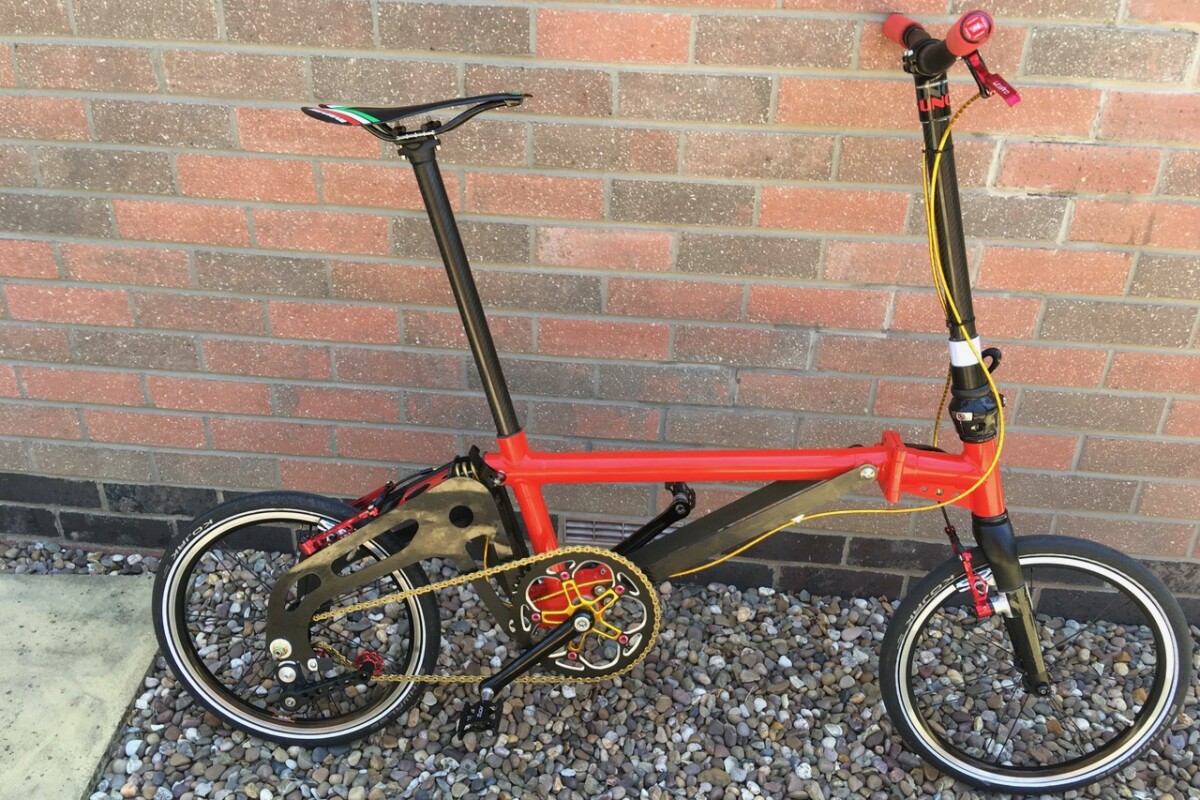 One-of-a-kind folding bike may be the lightest ever