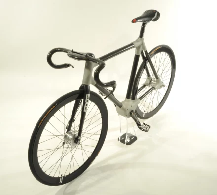 Electronically switchable chainless drivetrain developed for Alpha Bike ...