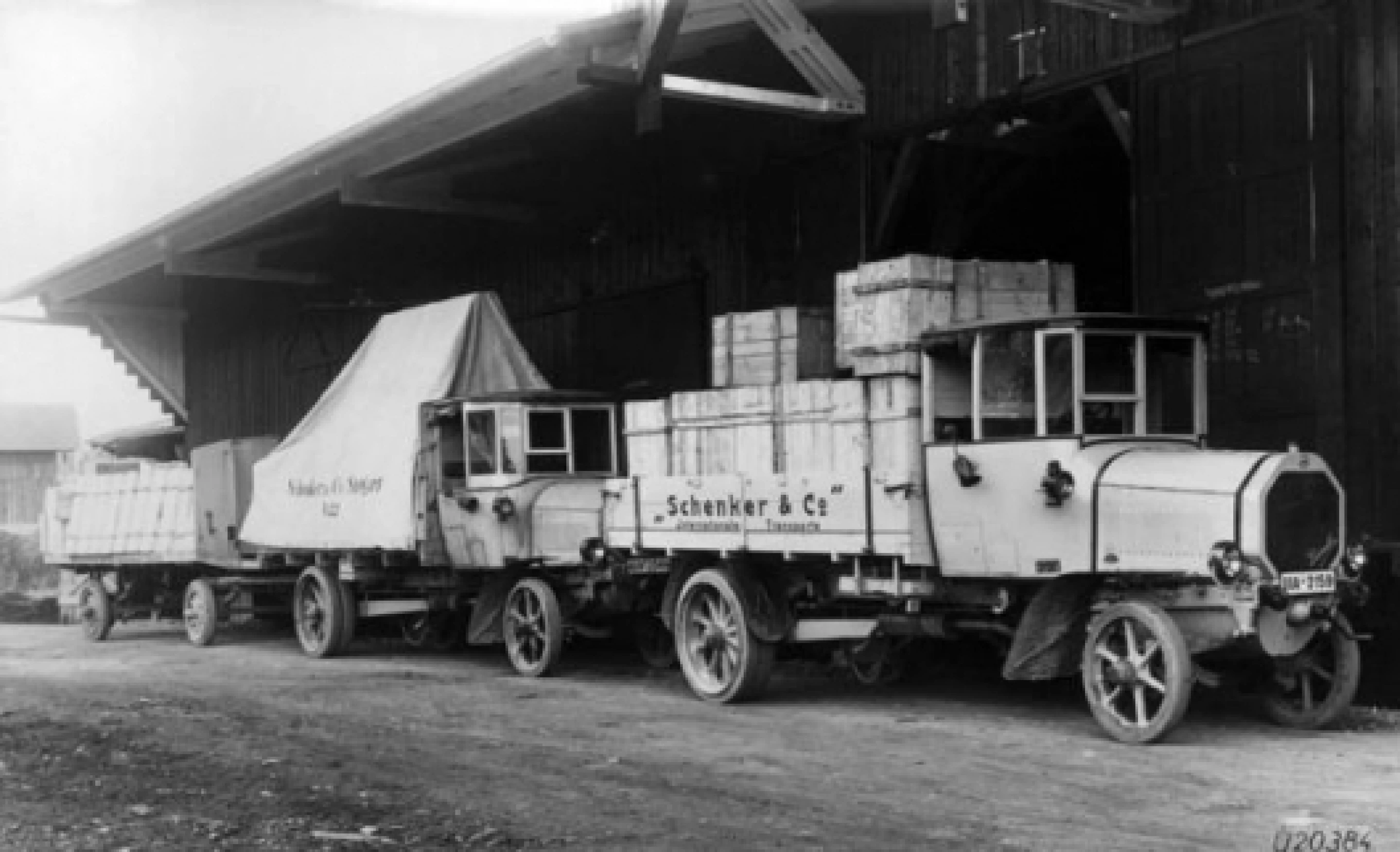 The world’s first truck