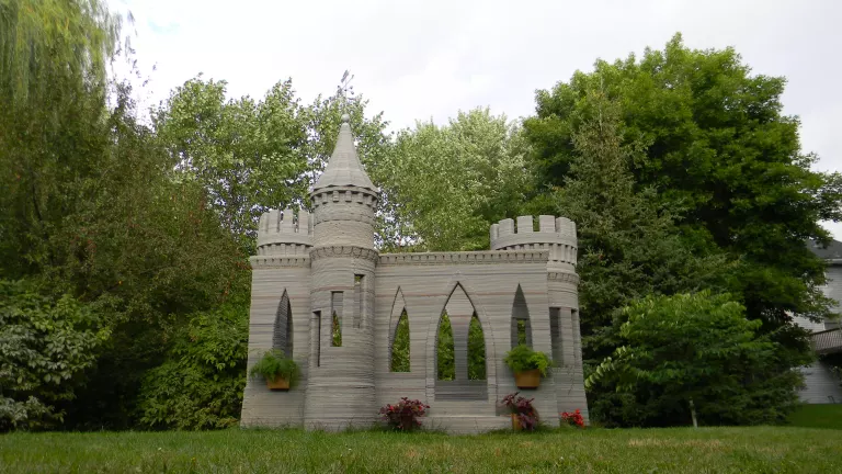 3D-printed castle heralds future of click-and-print architecture
