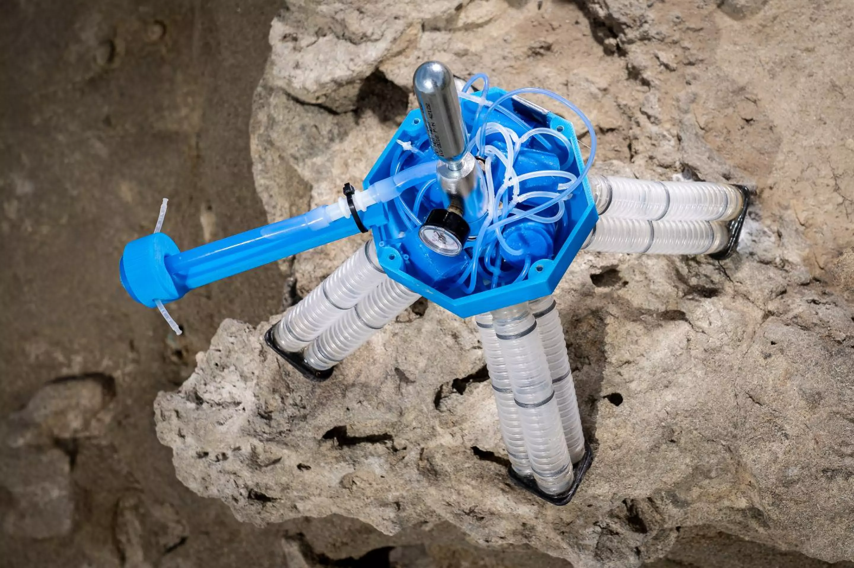 Air-powered robot needs no electronics to walk like a turtle