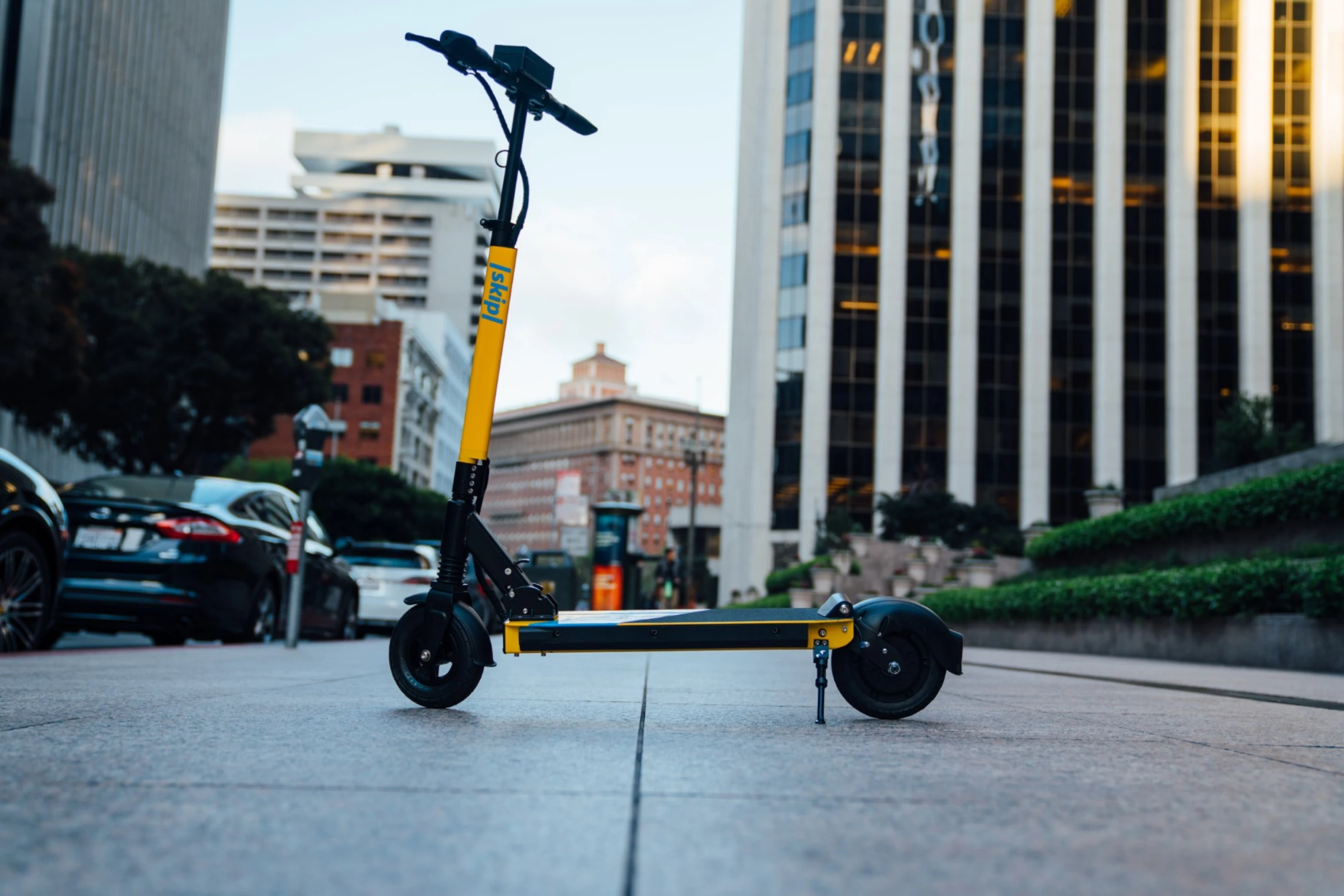 New scooter sharing startup starts rolling in DC