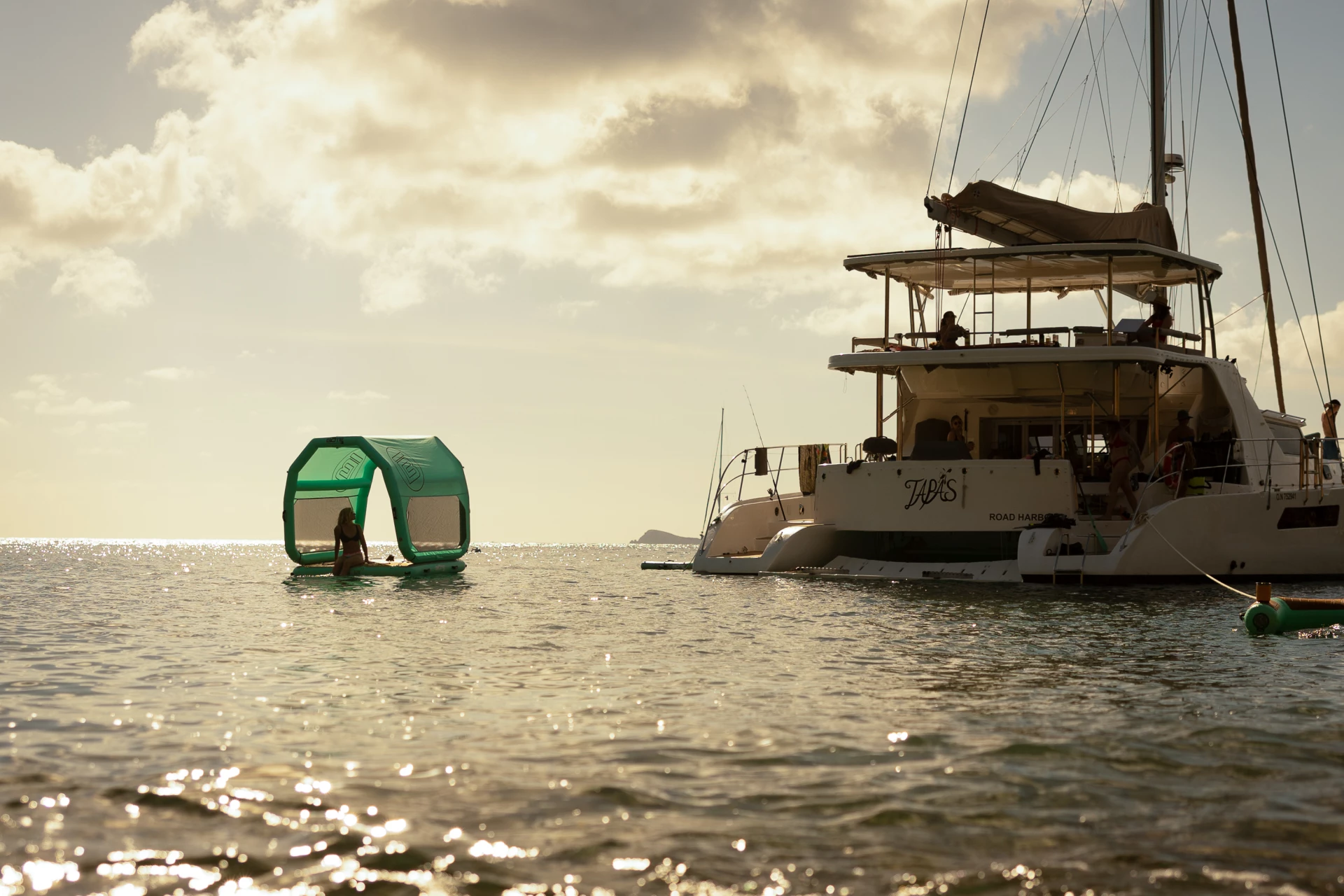 Bote Hangout Shade inflatable awning for land and water